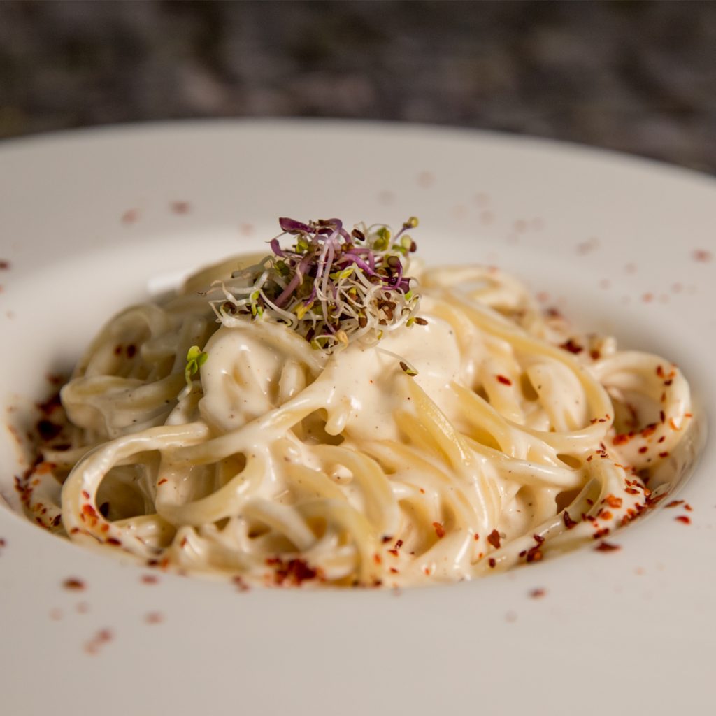 Creamy White Sauce Spaghetti - So Delicious